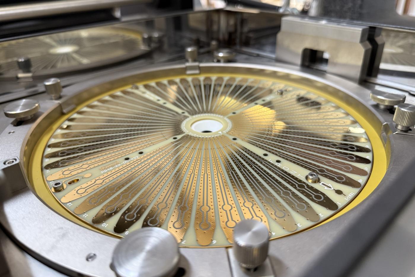 Equipment and processes of the Electrical Characterisation on Wafer ...